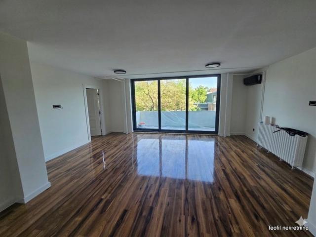 NOVI BEOGRAD BLOK 28 80m2 , (T) ,278900e