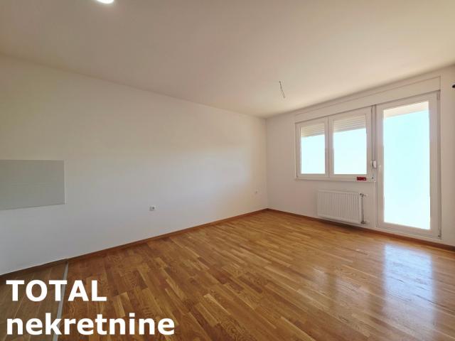 PETROVARADIN - PETROVARADIN - 67.00 m2