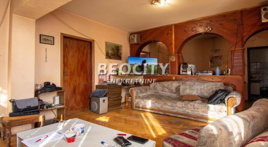 Zemun, Centar, Cara Dušana, 3.0, 76m2, 179000EUR