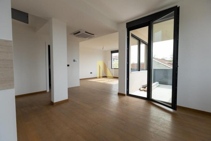 Petosoban stan na Telepu, Novi Sad, 142 m², 2. sprat