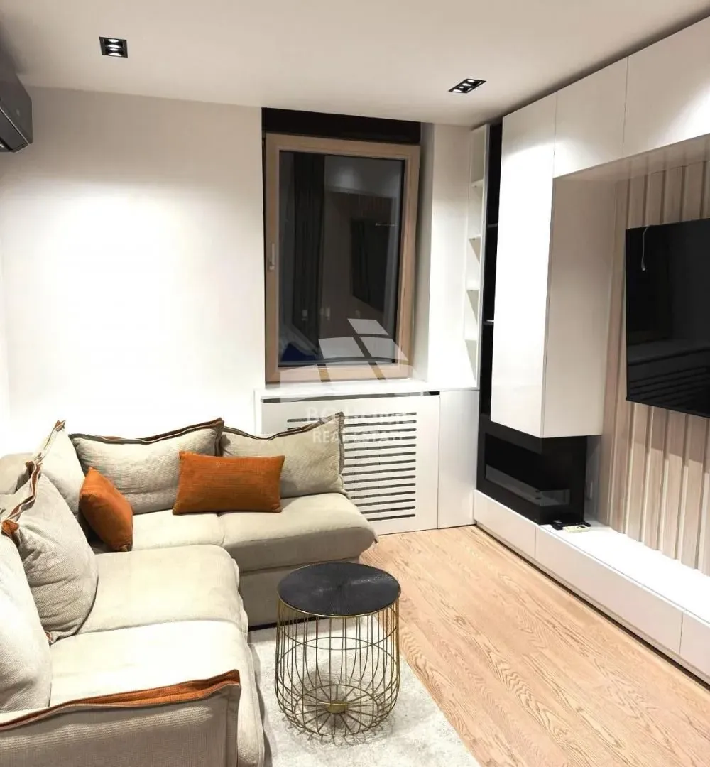 Izdavanje, jednosoban stan, 31m², Đeram Pijaca, Beograd