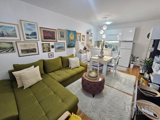 NOVI SAD - SALAJKA - 39.00 m2