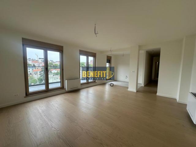 Vračar - ekskluzivan 3.0 stan 105m²