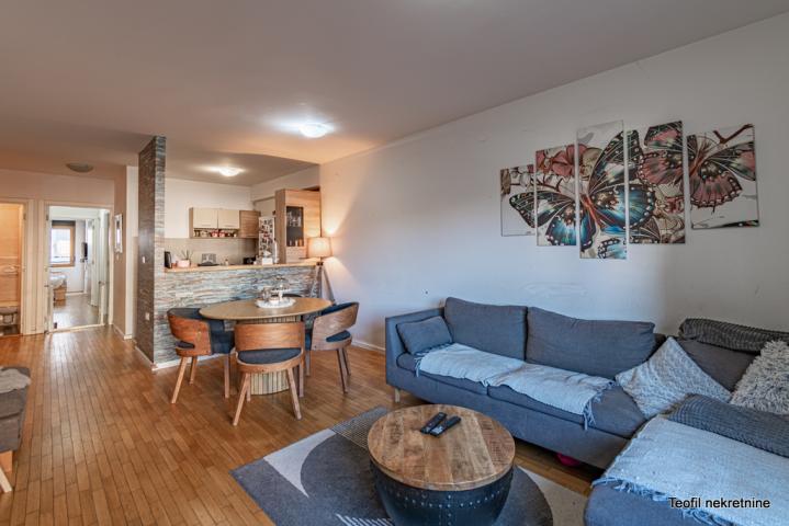 ZEMUN ZELENA AVENIJA 75m2 , (2L) ,275000e