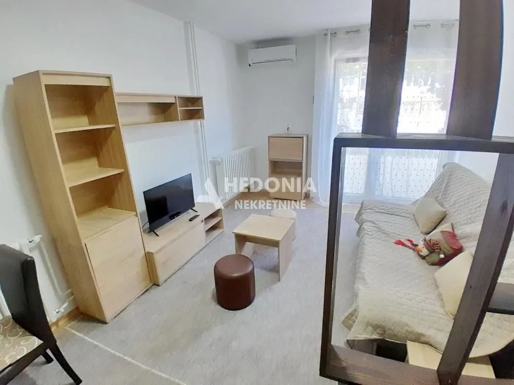 Prodaja, stan, 28m², Zemun Sve Podlokacije, Beograd