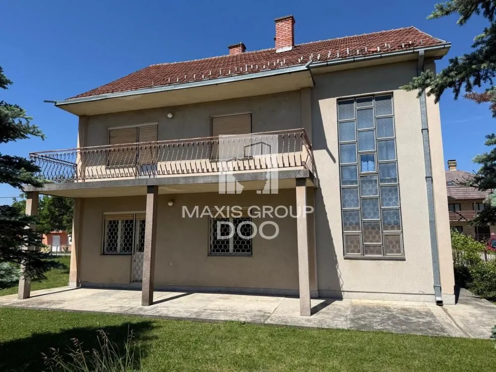 Prodaja, kuća, 297m², Kragujevac, Srbija