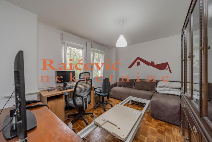 NOVI BEOGRAD BLOK 34 86m2 , T ,279000e