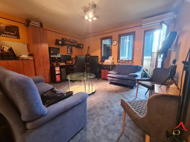 NOVI SAD - PODBARA - GARSONJERA - 31 m2 - 98,950€