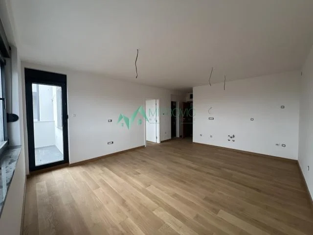 Sremska Kamenica/Mišeluk, urbana vila