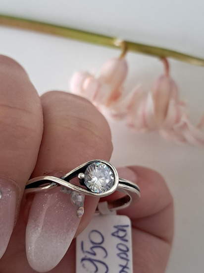 Nov Pandora prsten infinity 18mm