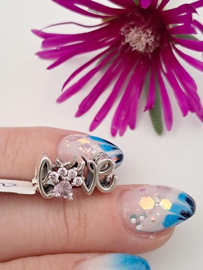 Nov Pandora privezak LOVE 925