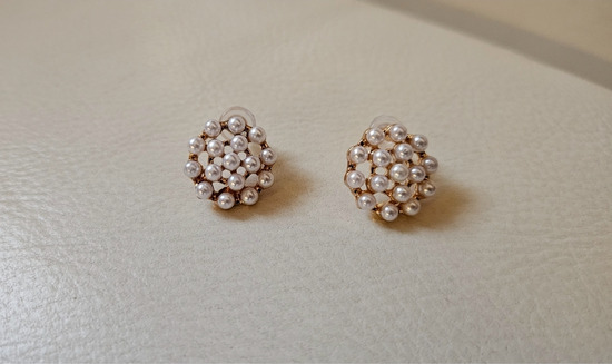 Gold-tone floral cluster stud minđuše, novo