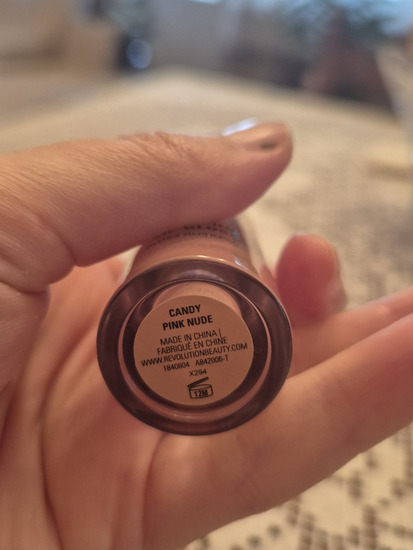 Revolution Pout bomb Candy
