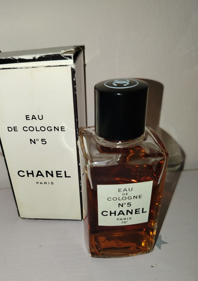 Chanel 05 eau de cologne