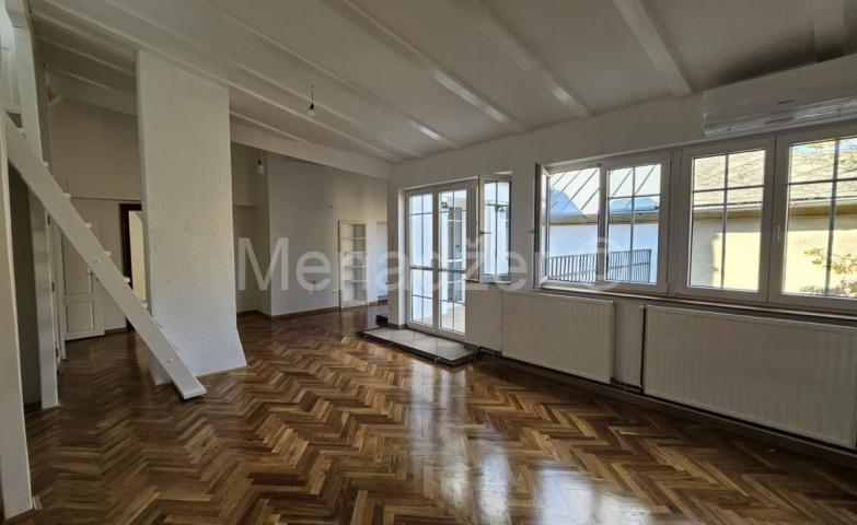 Zemun, Avijaticarski trg 175m2, EG, 2/2, uknjizen, parking