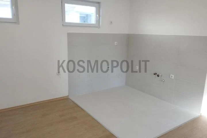 Prodaja, Stan, Zemun polje, Jeremije Stanojevića