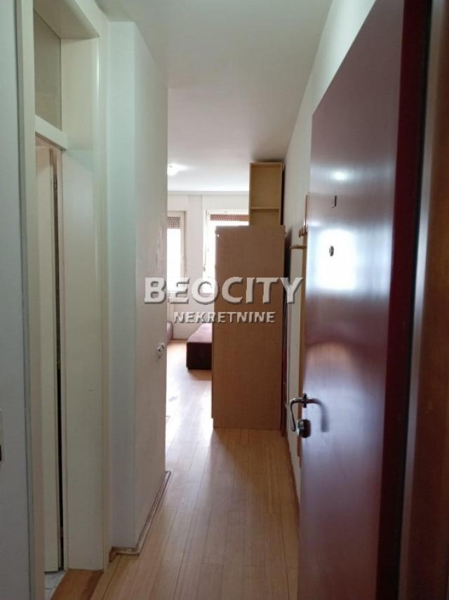 Novi Sad, Bulevar Oslobođenja, Bulevar oslobođenja, 0.5, 22m2, 88000EUR