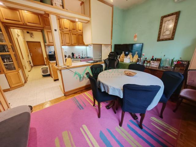 Bulevar, 65m2. Dvoiposoban. (šifra: 1002453)