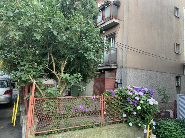 Zvezdara - Zeleno Brdo 1.5, 34m2, plus garaža 16 kv.