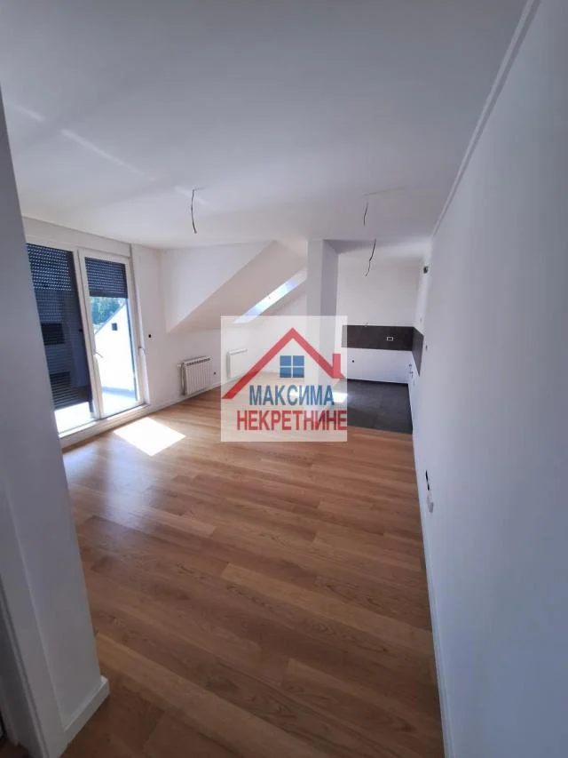 Prodaja, Stan, 90m2 , Petrovaradin