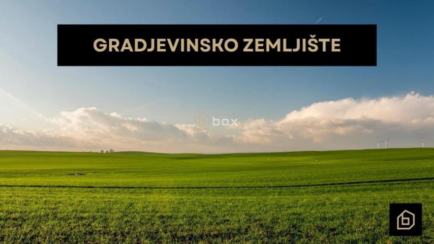 Plac, 34,11a, Vinik