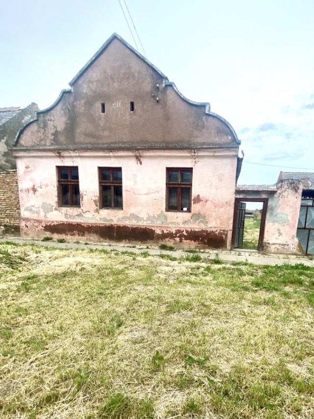 Samoš kuća na prodaju