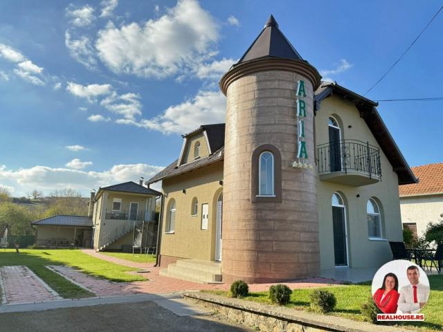 Apartmanske kuce i posao na prodaju u Vrdniku