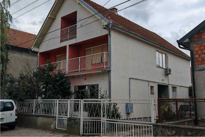 Kuća Nova Pazova, porodična, miran kraj