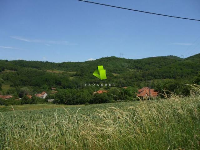 Plac u Donjem Vlasu, pogodan za vikendicu ID#7533