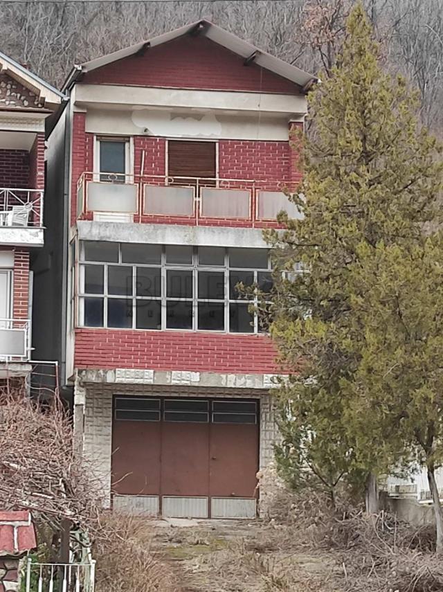 Kuća u Sićevu 96m2, plac 637m2