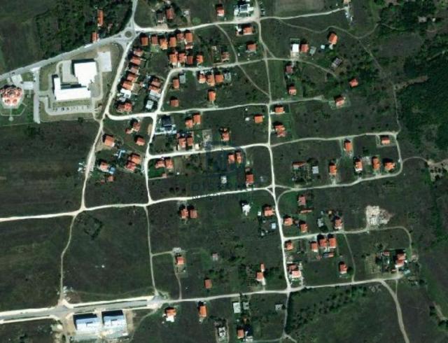 Plac u naselju Podvinik
