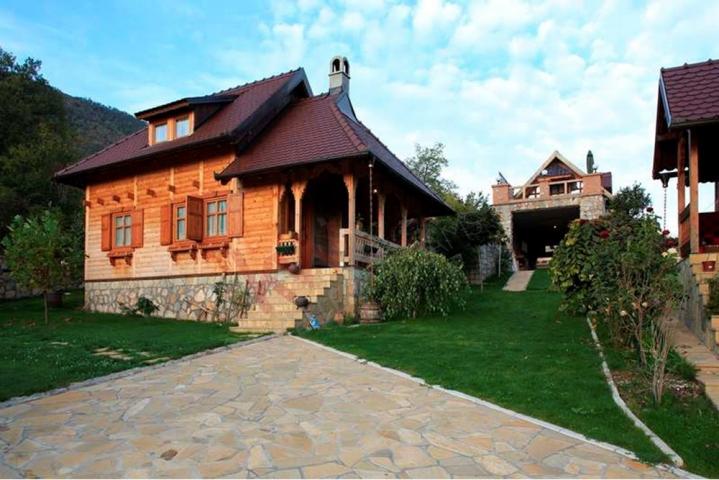 Ekskluzivni etno kompleks u netaknutoj prirodi – u srcu Srbije, Rtanj