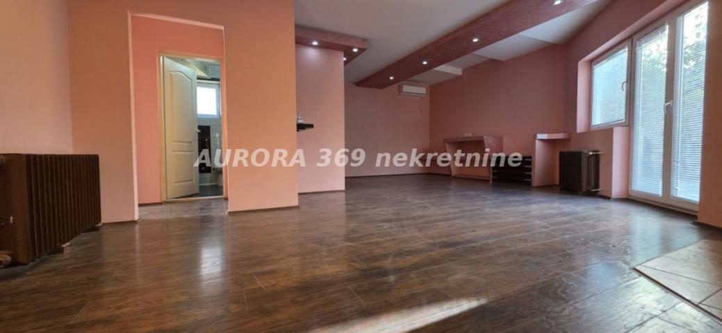 ODLIČNA KUĆA U BUKOVCU - NOVI SAD