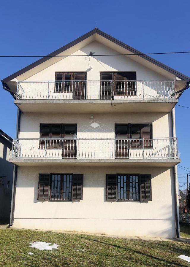 Barajevo, Blizu CENTRA, 209m2, 9a plac, Garaže
