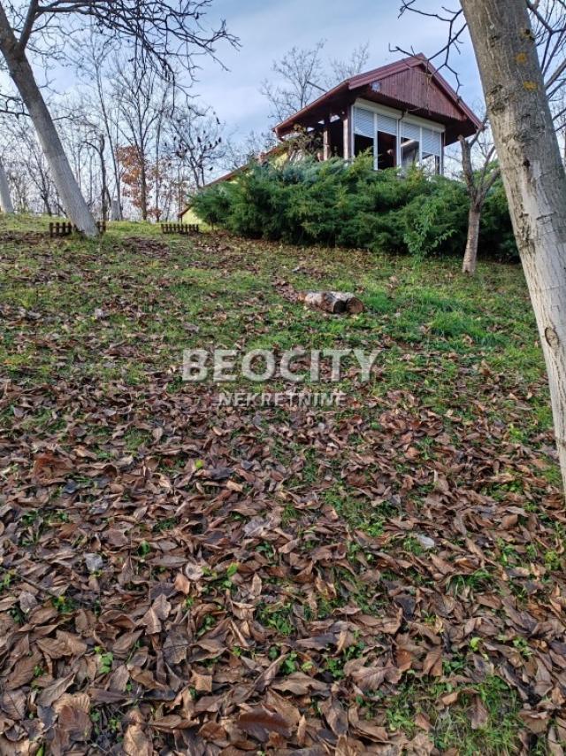 Irig, Banja Vrdnik, , 1.0, 70m2, 120000EUR Sjajna, manja vikend kuća u Banji Vrdnik