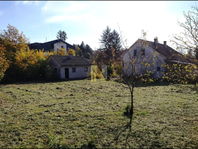 VRDNIK – Imanje 20,6 ari, centralna banjska i turistička zona