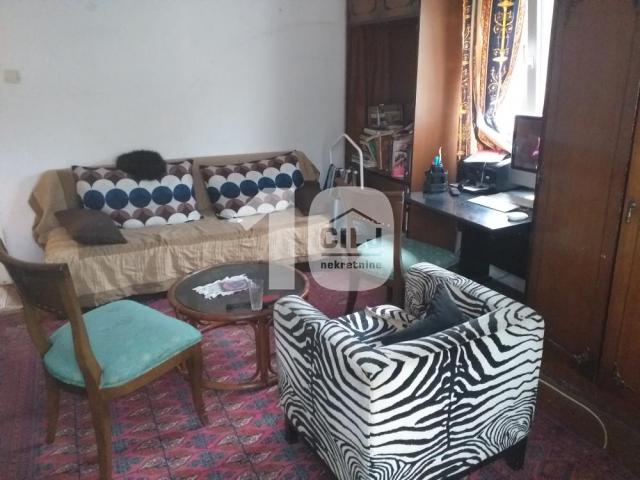 Vertikala kuće, Voždovac, kod bioskopa, 130m2 / 2,67ari ID#1564