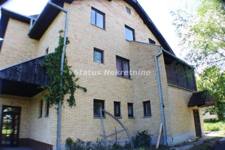 B. Topola-Poslovanje sa Stanovanjem Lokal+3 spban stan + 5 apartmana. .