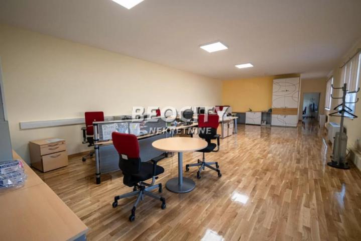 Zemun, Altina, Ugrinovački put, 5.0, 900m2, 2500000EUR