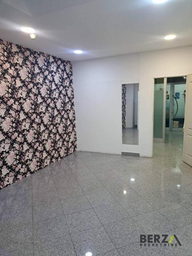LOKAL U STROGOM CENTRU NOVOG SADA
