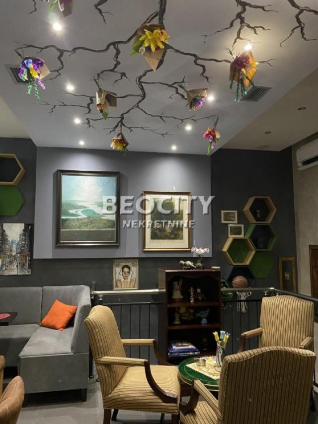 Ub, Centar, Vuka Karadžića, 1.0, 90m2, 130000EUR