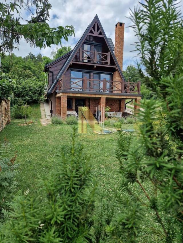 Jedinstvena vikendica u prirodi - okolina Sremske Mitrovice