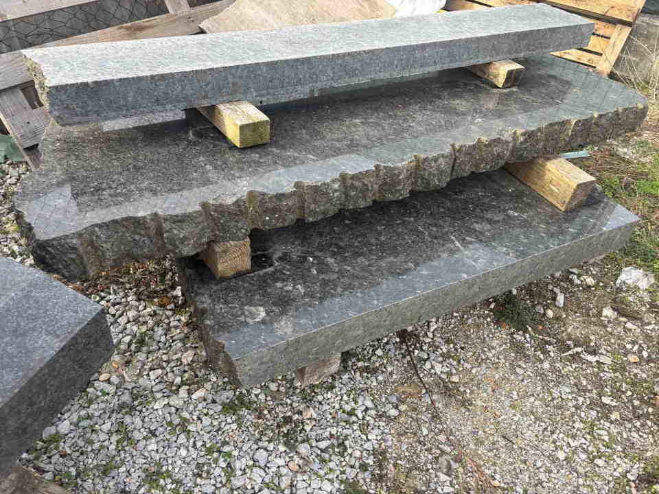Prodajem granitne i mermerne ploce 20 m3