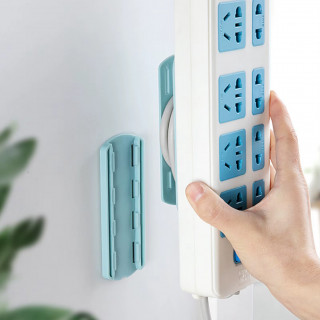 1+1 GRATIS Samolepljivi nosač za produžni kabl i adaptere