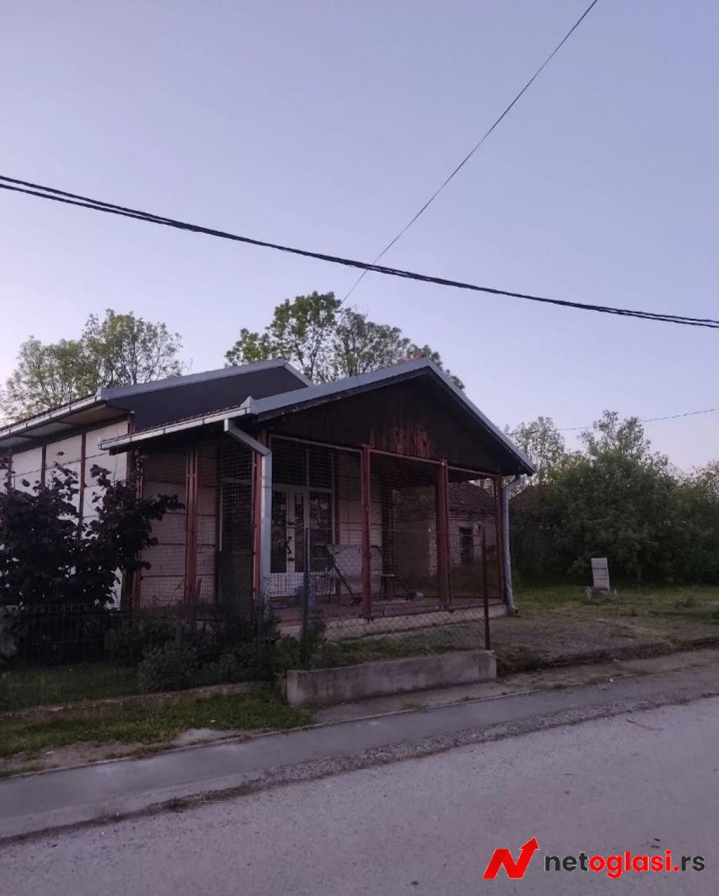 Lokal i plac u Lajkovcu