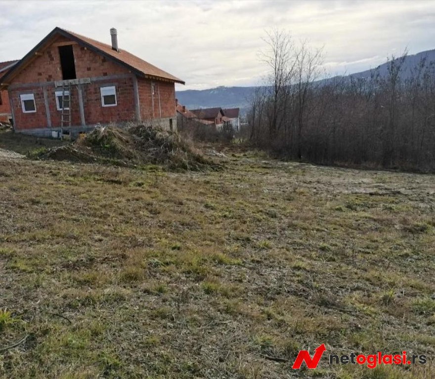 Prodajem plac 8.13 ari-Arandjelovac
