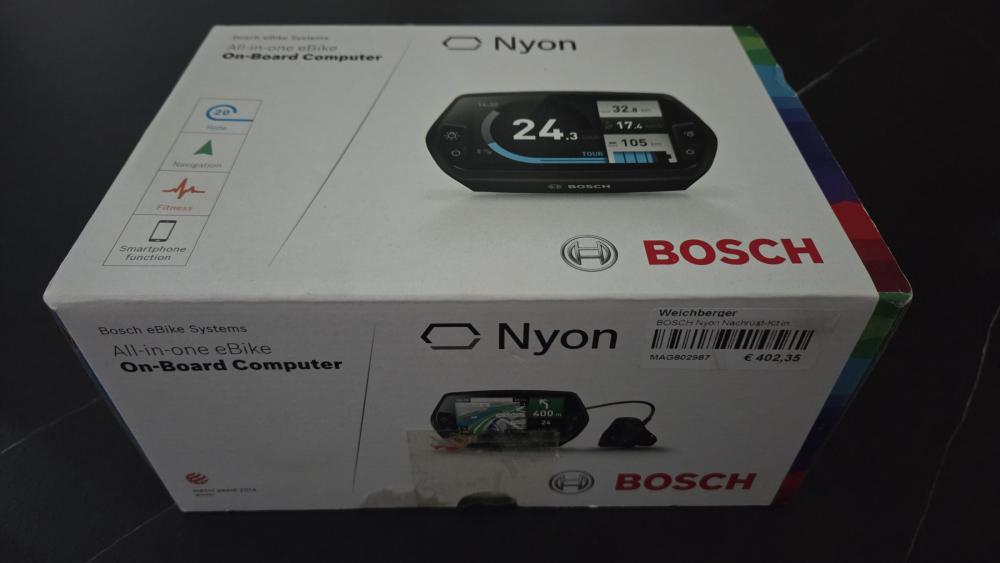 Bosch Nyon displej stanje kao novo