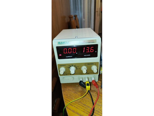 Regulator napona BAKU BK-1502D+