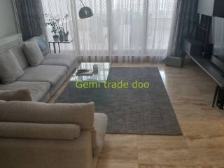 Četvorosobni stan Bulevar Mihajla Pupina, Dunavski kej, Beograd