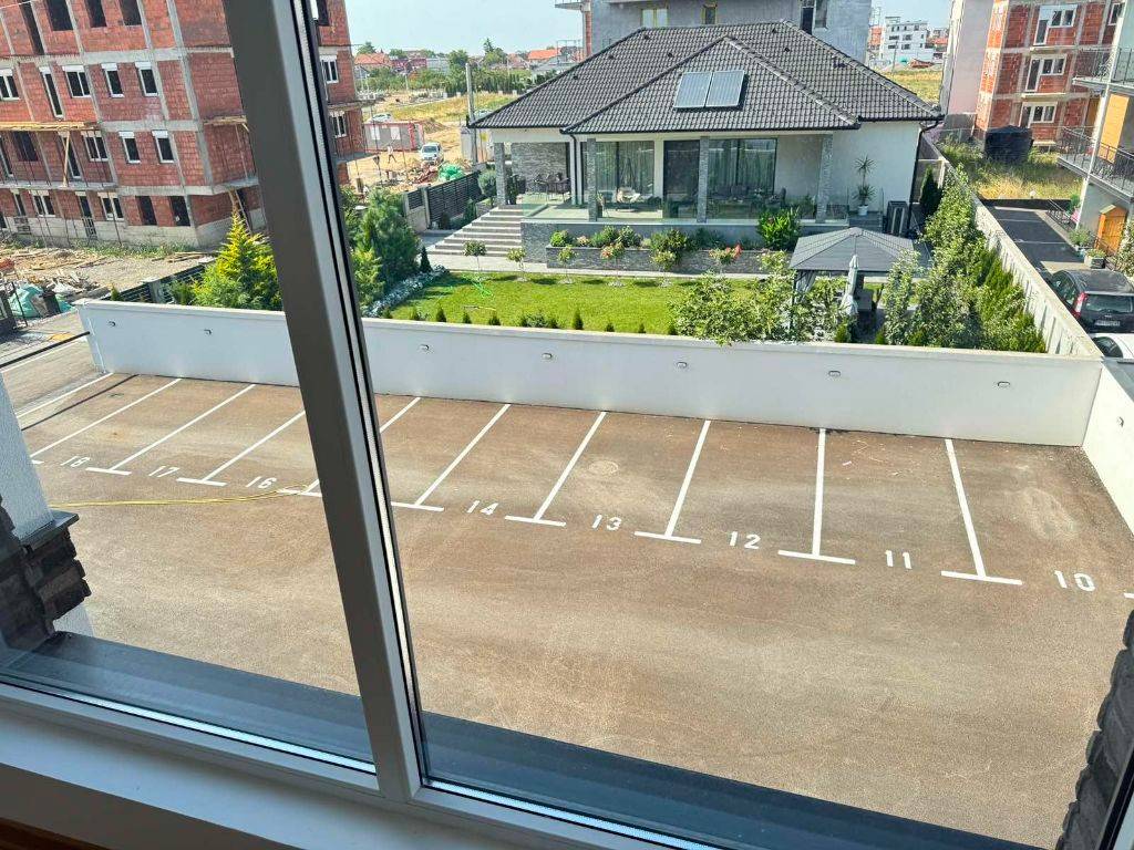 Dvosobni stan Miodraga Petrovića Čkalje 25, Surčin Centar, Beograd